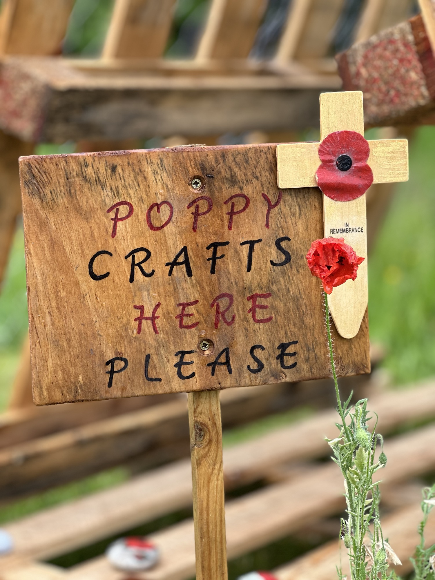 Woodchurch Village Poppy Tribute – Woodchurch in Bloom